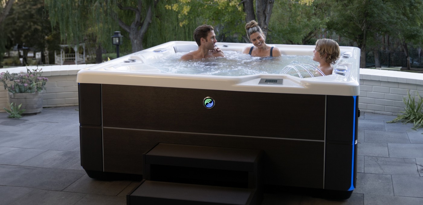 Spa Pools | Portable Spa Pool | Hot Spring Canberra